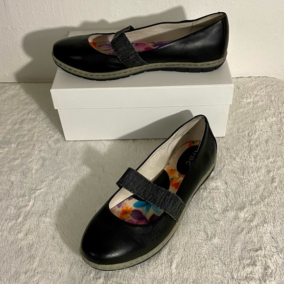 boc | Shoes | Boc By Born Kalani Black Leather Mary Jane Flats Womens ...